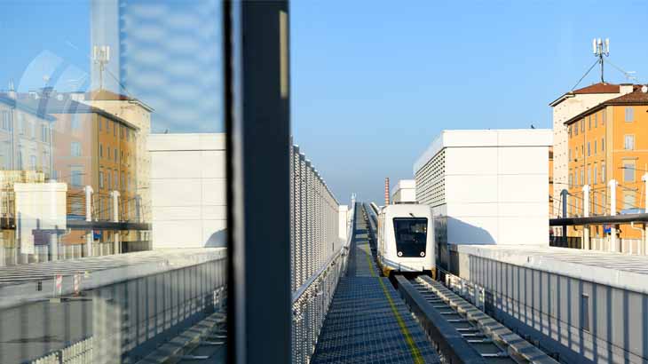 New destination ‘Bologna airport’: train and monorail in a single ...
