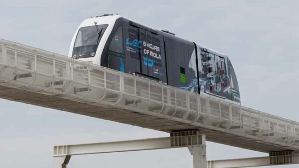 From Bologna Airport to city centre in 7 minutes | Marconi Express ...
